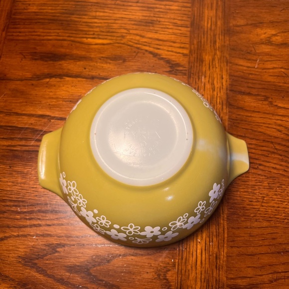 Pyrex | Kitchen | Vintage Pyrex Green Floral Mixing Bowl | Poshmark